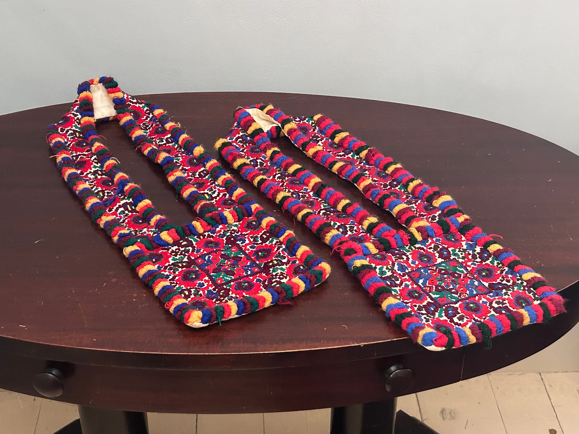 Traditional Neck Ware, Two Piece Set - Hunt Estate Sales